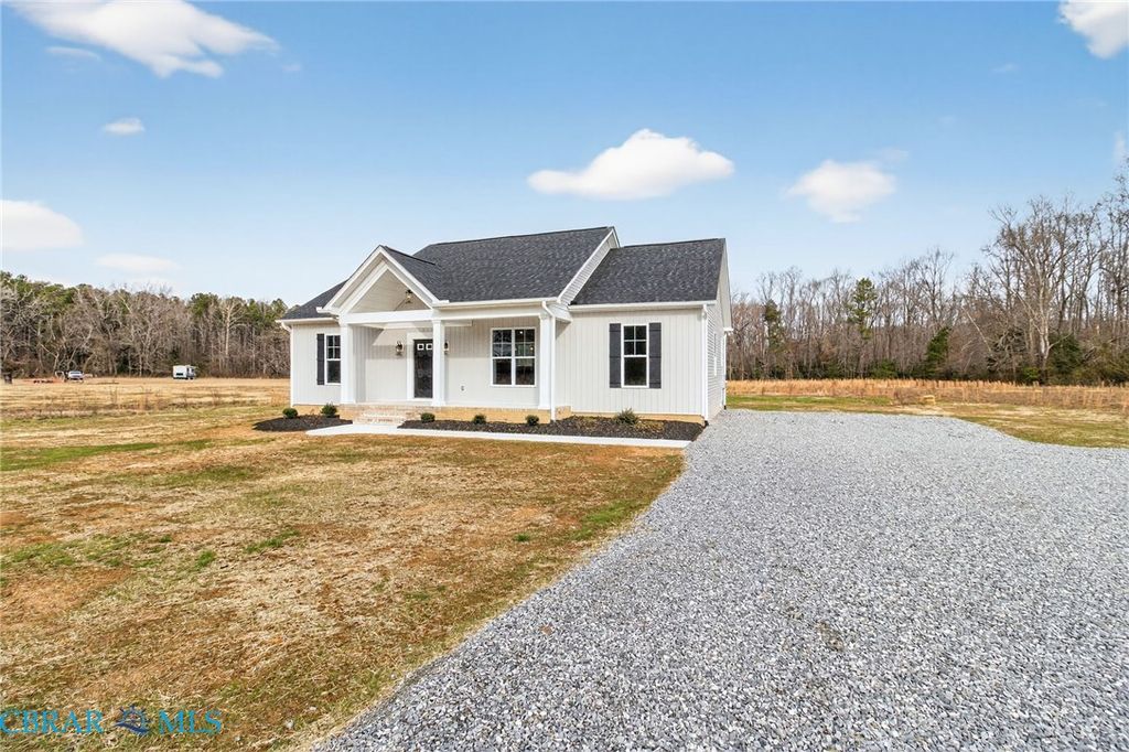 2884 Black Stump Rd, Weems, VA 22576 | MLS# 2520353 | Trulia