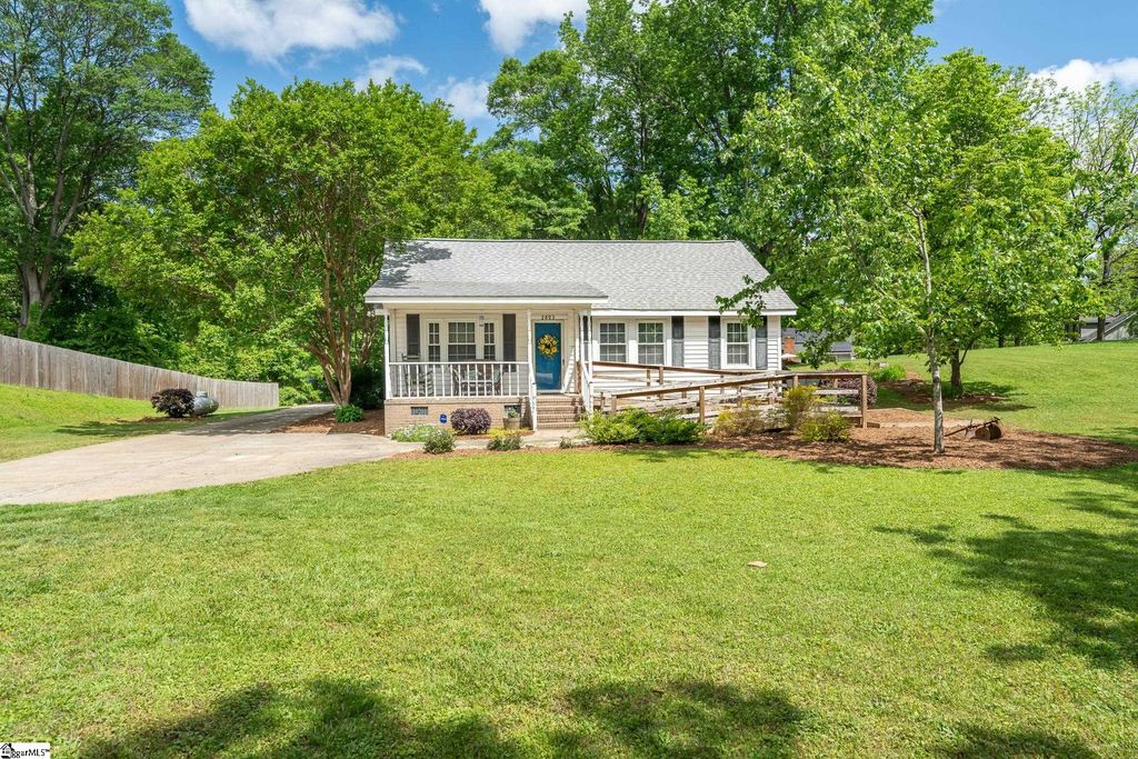 2803 Brushy Creek Rd, Greer, SC 29650 - See Est. Value, Schools & More