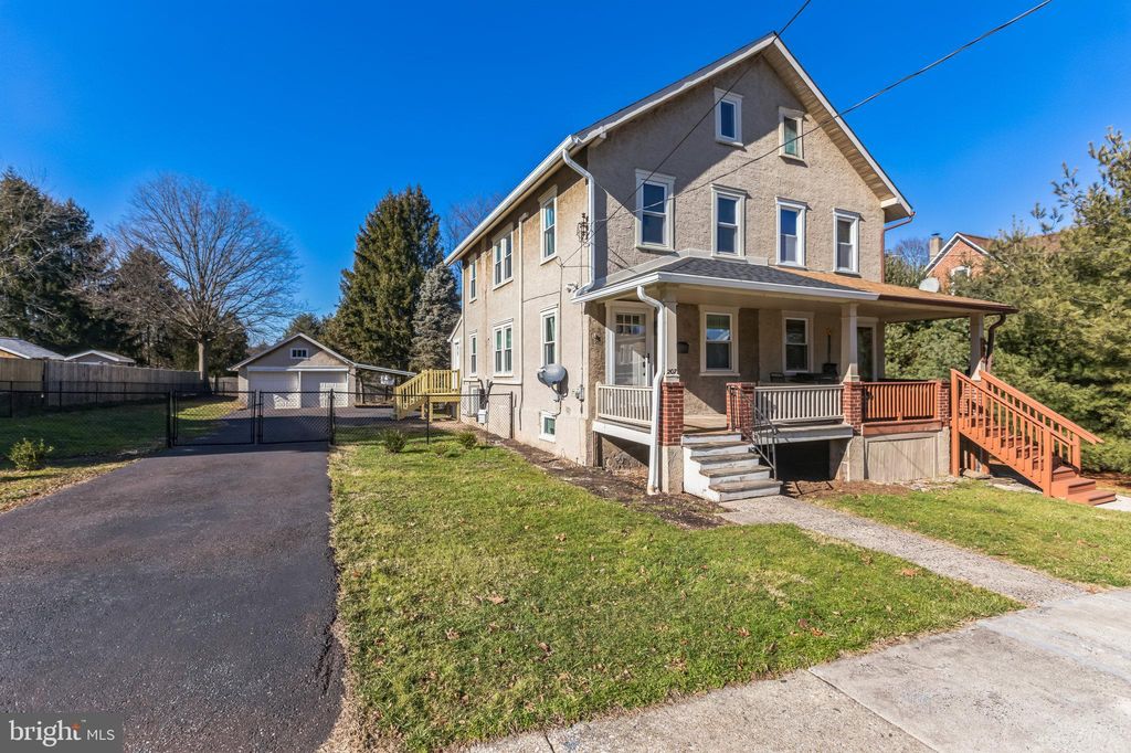 207 Washington St, Spring City, PA 19475 - See Est. Value, Schools & More
