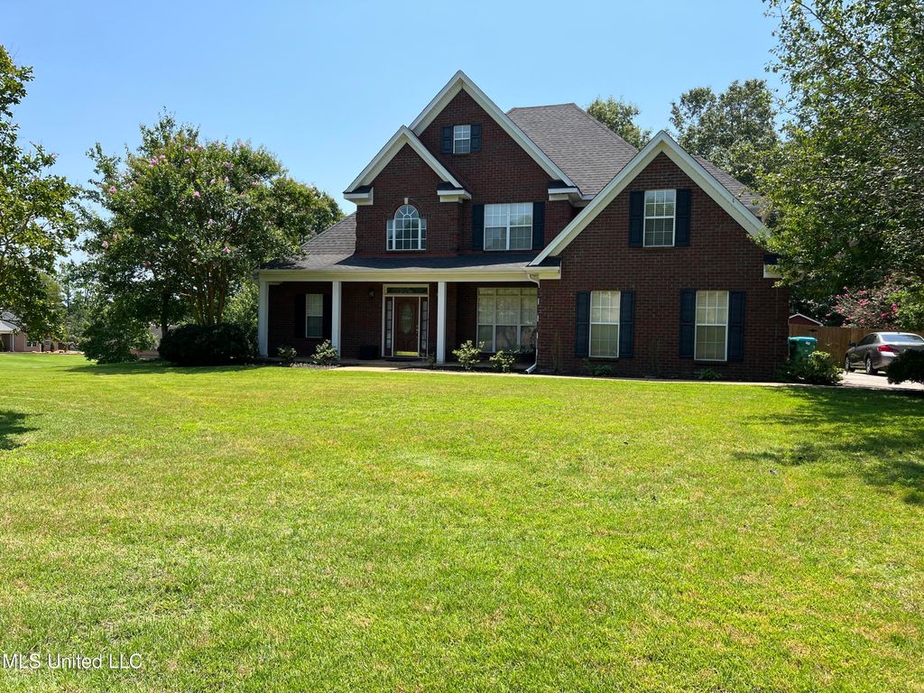 10167 Cypress Lake Dr N, Olive Branch, MS 38654 - See Est. Value ...