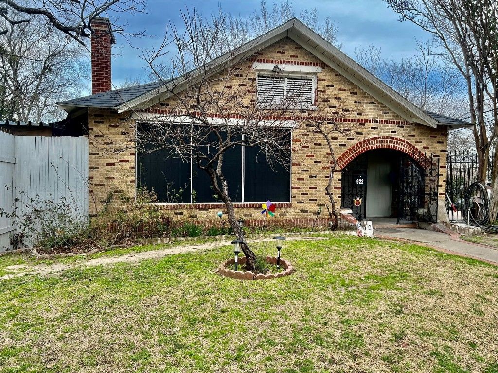 922 Cristler Ave, Dallas, TX 75223 - See Est. Value, Schools & More
