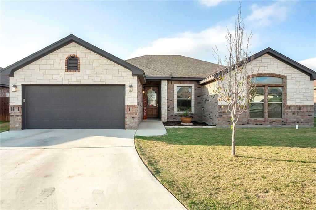 417 Jake Dr, Jarrell, TX 76537 - See Est. Value, Schools & More