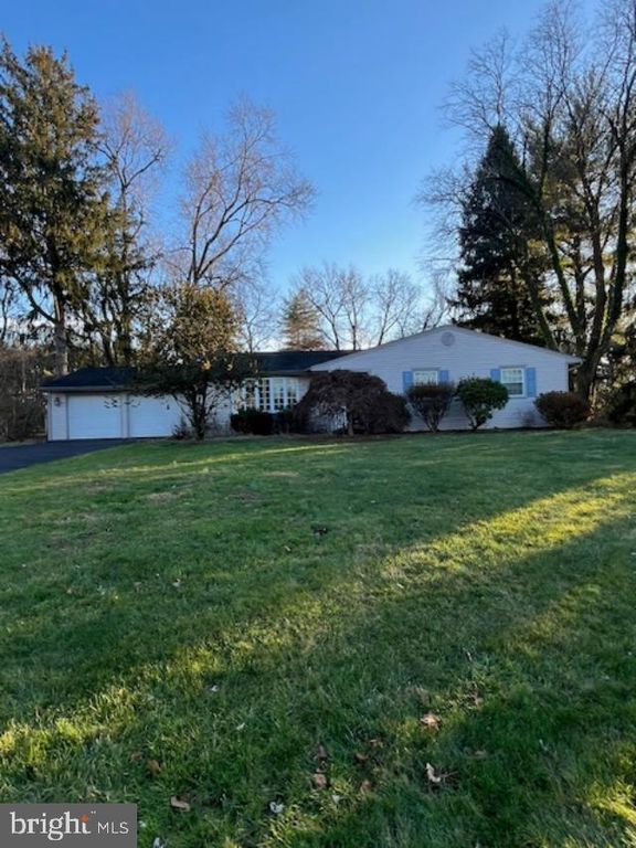 9 Highview Ln, Yardley, PA 19067 - See Est. Value, Schools & More