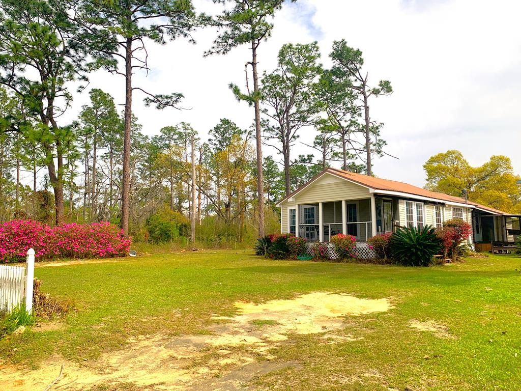 2751 Stapleton Dr, Donalsonville, GA 39845 | MLS# 12001 | Trulia
