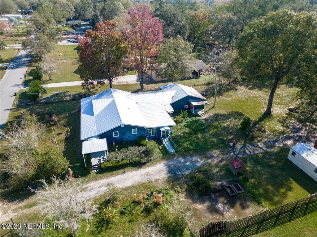 9246 BEARDEN Road, Jacksonville, FL 32220 - See Est. Value, Schools & More
