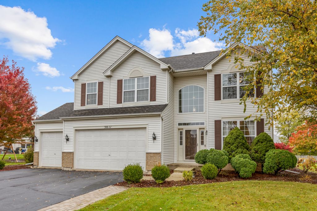 3811 Parsons Rd, Carpentersville, IL 60110 - See Est. Value, Schools & More