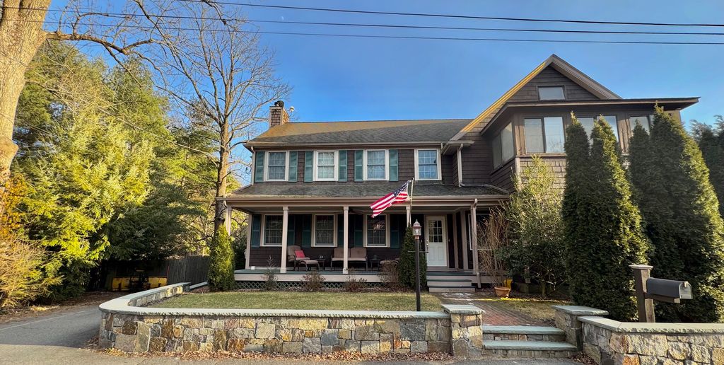 13 Moseley Ave #2, Needham, MA 02492 - See Est. Value, Schools & More