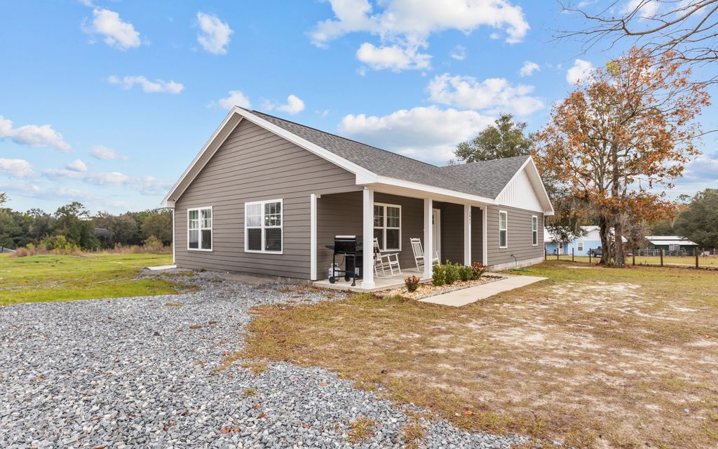 3841 91st Loop, Live Oak, FL 32060 - See Est. Value, Schools & More