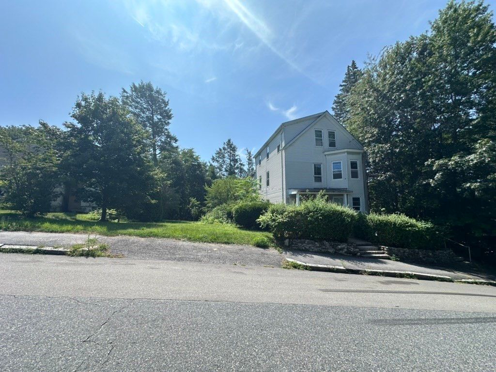 58 Airlie St, Worcester, MA 01606 | MLS# 73440014 | Trulia