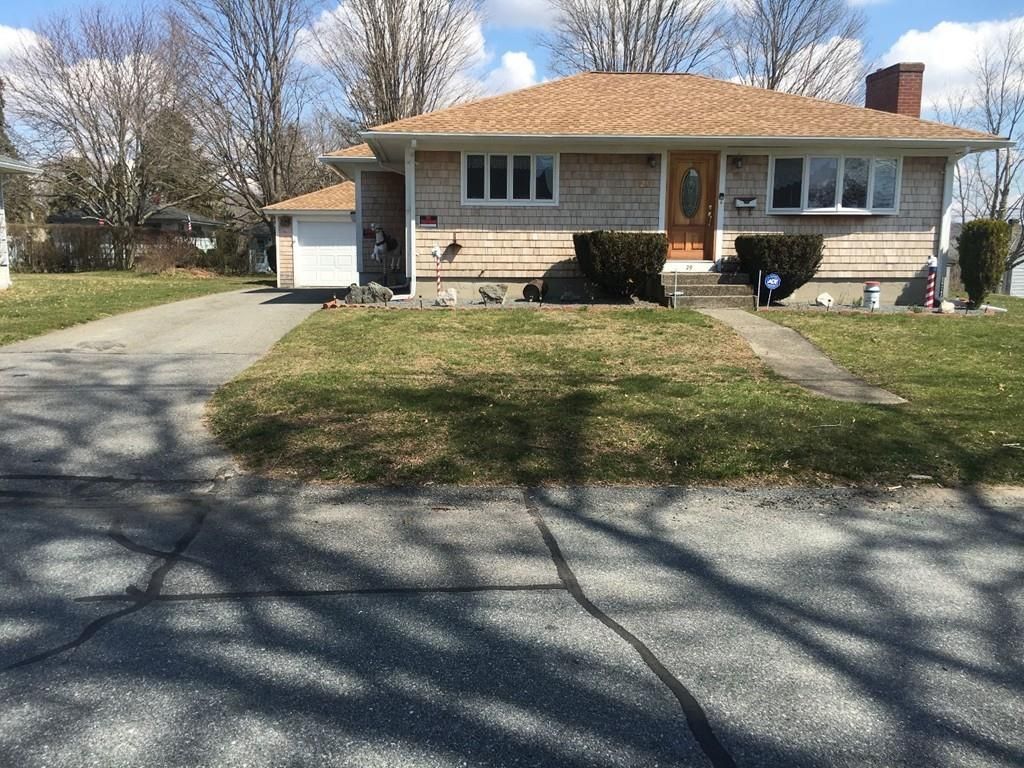 29 Ralph Chapman Rd, Swansea, MA 02777 | Trulia