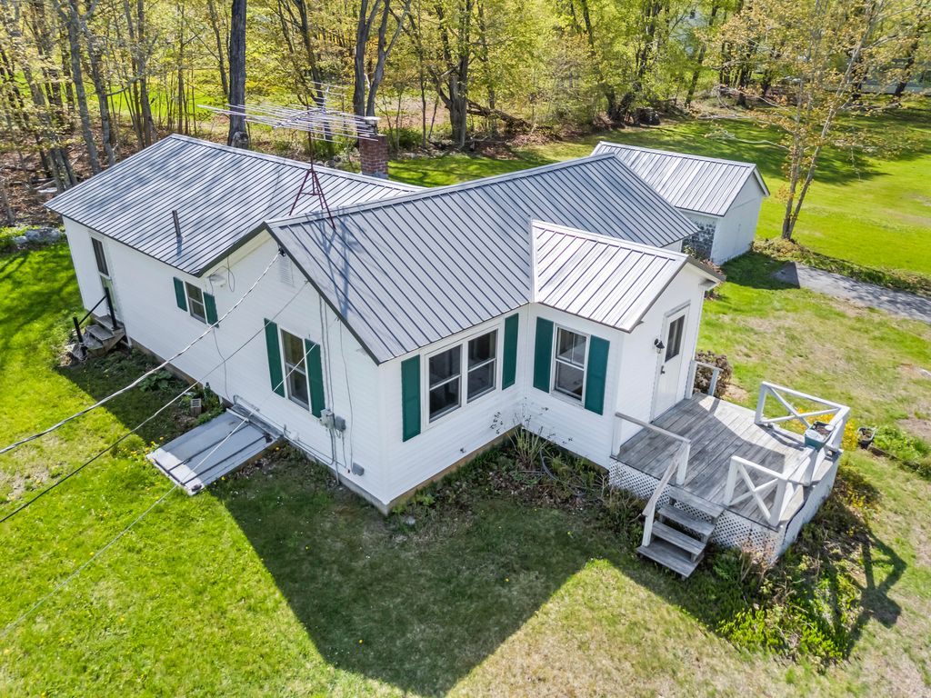 19 Cottage Drive, Friendship, ME 04547 - See Est. Value, Schools & More