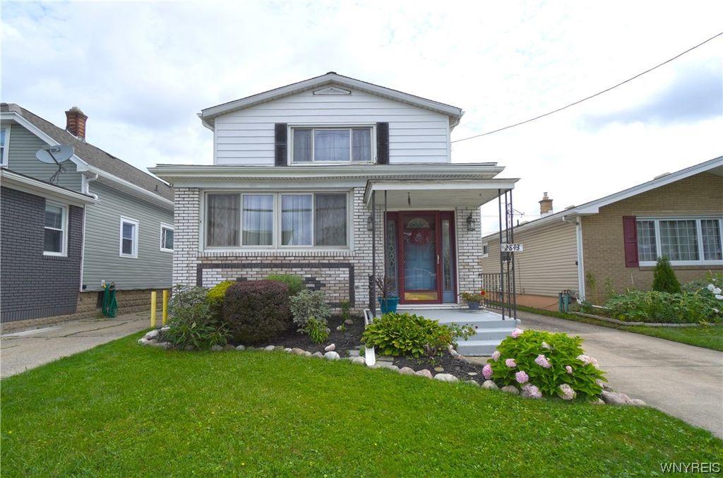 2843 Eggert Rd, Tonawanda, NY 14150 - See Est. Value, Schools & More