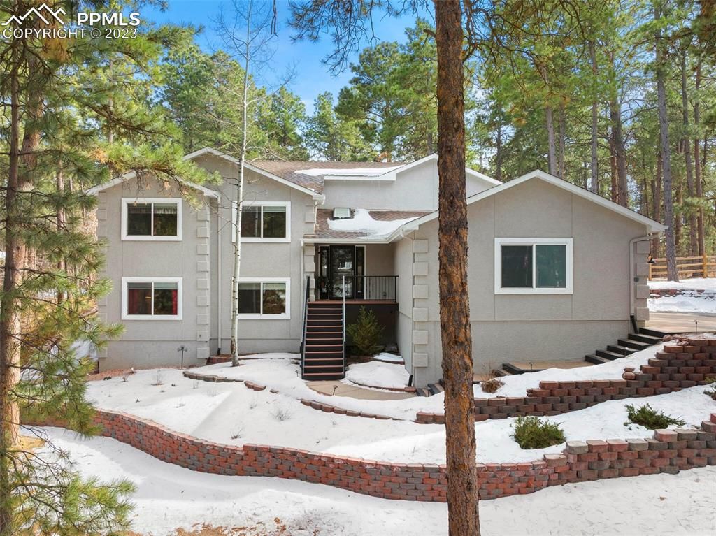 20045 Lost Arrowhead Dr, Monument, CO 80132 - See Est. Value, Schools ...