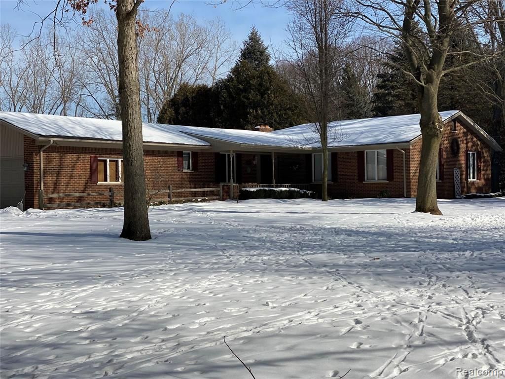 3923 Hollow Corners Rd, Dryden, MI 48428 | Trulia