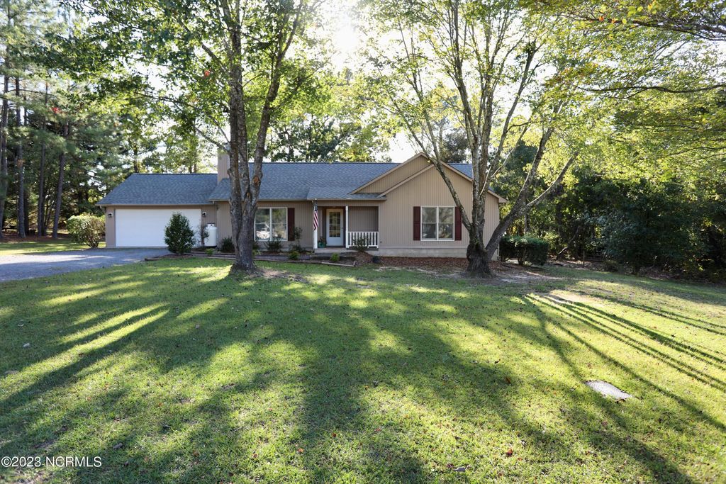 105 Birch Place, West End, NC 27376 - See Est. Value, Schools & More