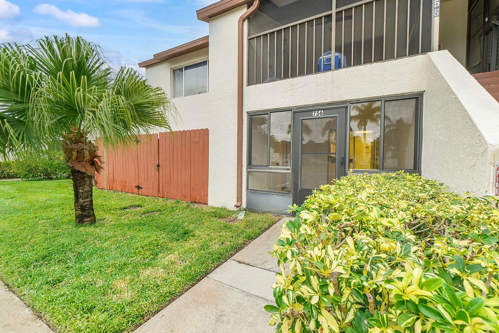 756 Ridge Club Dr #61, Melbourne, FL 32934 | MLS# 1001572 | Trulia