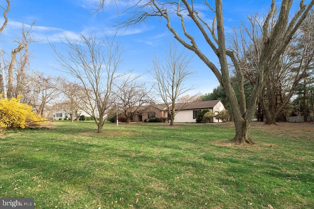 152 Old York Rd, Chesterfield, NJ 08515 - See Est. Value, Schools & More