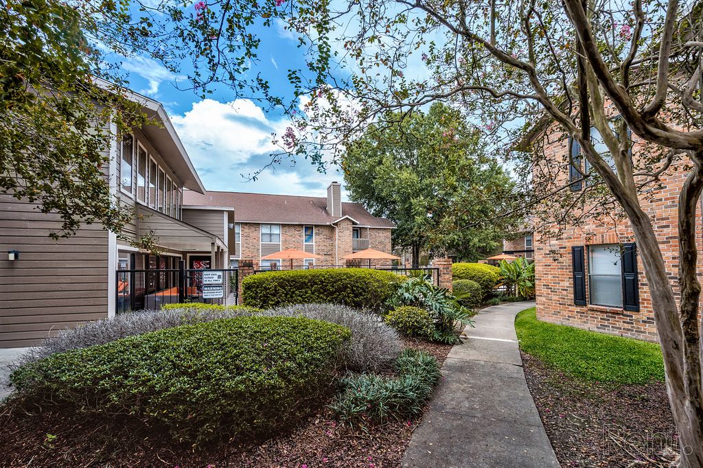 100 S Meyers Dr #808, Lafayette, LA 70508 - See Est. Value, Schools & More