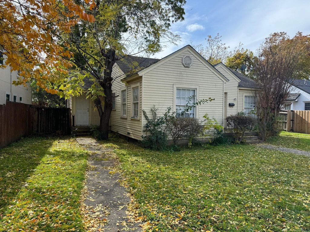 5121 Vandelia St, Dallas, TX 75235 - See Est. Value, Schools & More