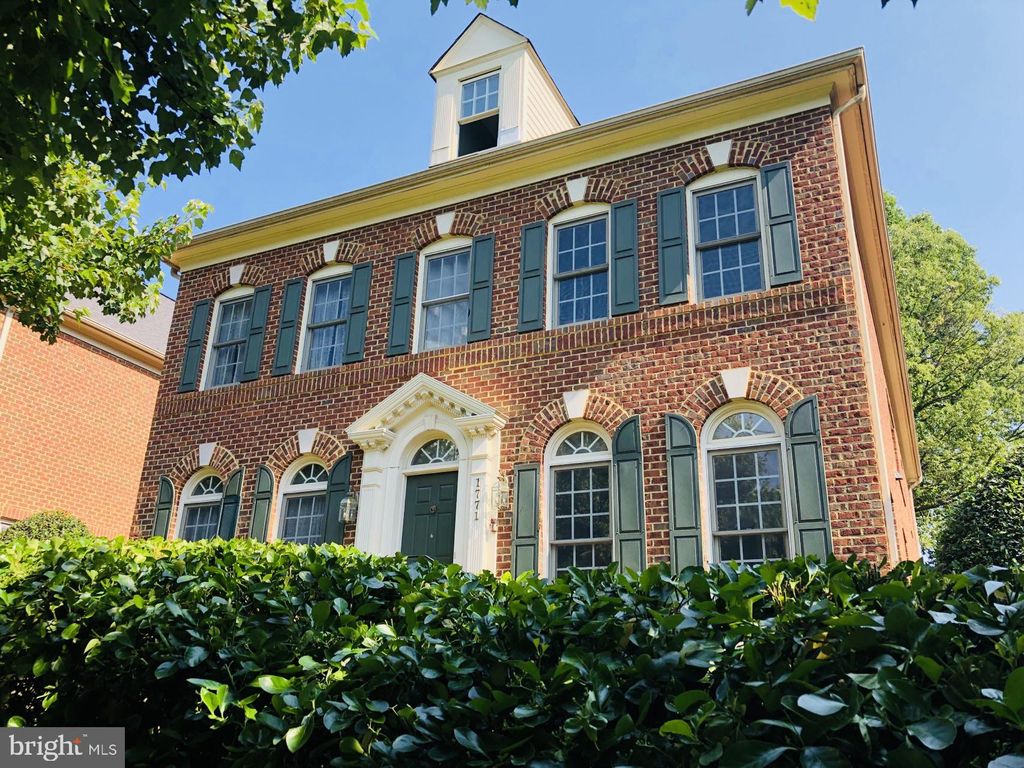 1771 Chain Bridge Rd, Mc Lean, VA 22102 - See Est. Value, Schools & More