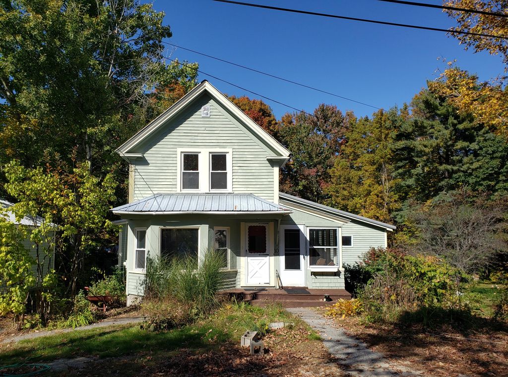 10 Maple Street, Bridgton, ME 04009 | Trulia
