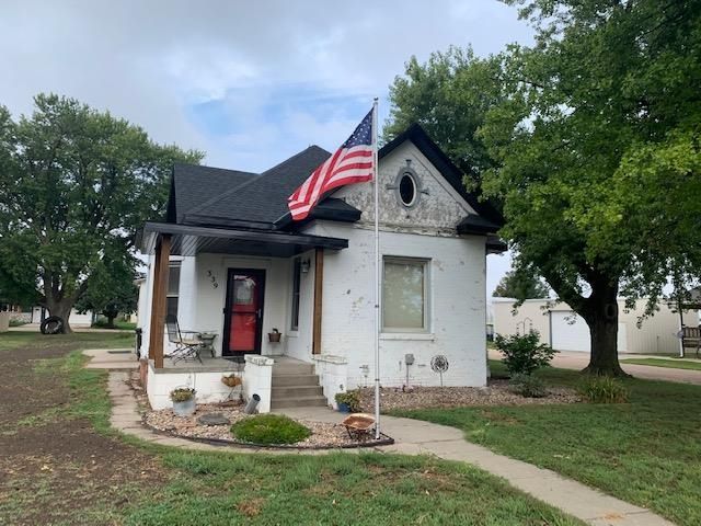 339 Grant St, Trumbull, NE 68980 - See Est. Value, Schools & More