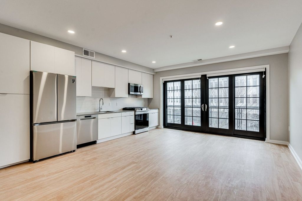 2210 Wisconsin Ave NW #320, Washington, DC 20008 - See Est. Value ...