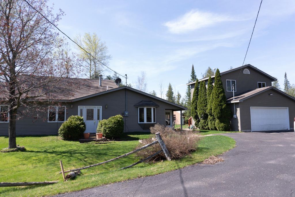 6401 N Harrison Rd, Roscommon, MI 48653 - See Est. Value, Schools & More