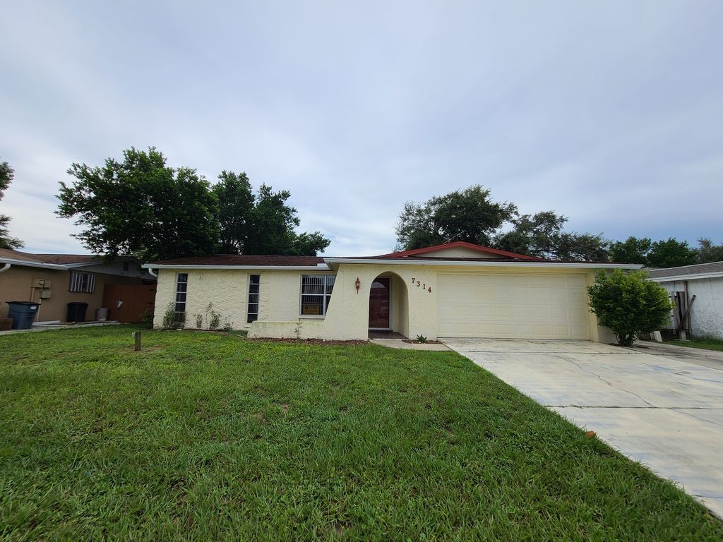 7314 Brentwood Dr, Port Richey, FL 34668 - See Est. Value, Schools & More