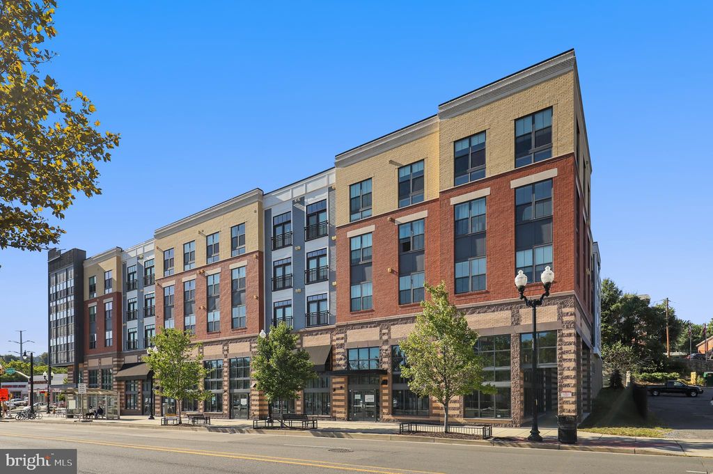 989 S Buchanan St #302, Arlington, VA 22204 - See Est. Value, Schools ...