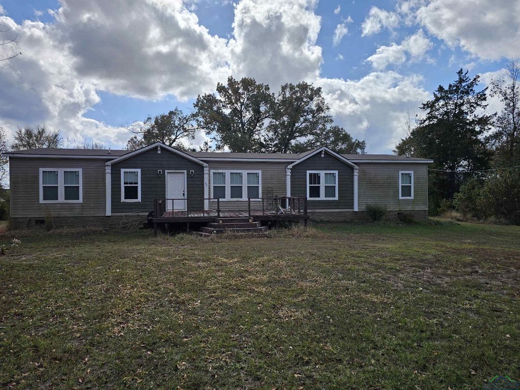 90 County Road 1110, Daingerfield, TX 75638 | MLS# 20257775 | Trulia