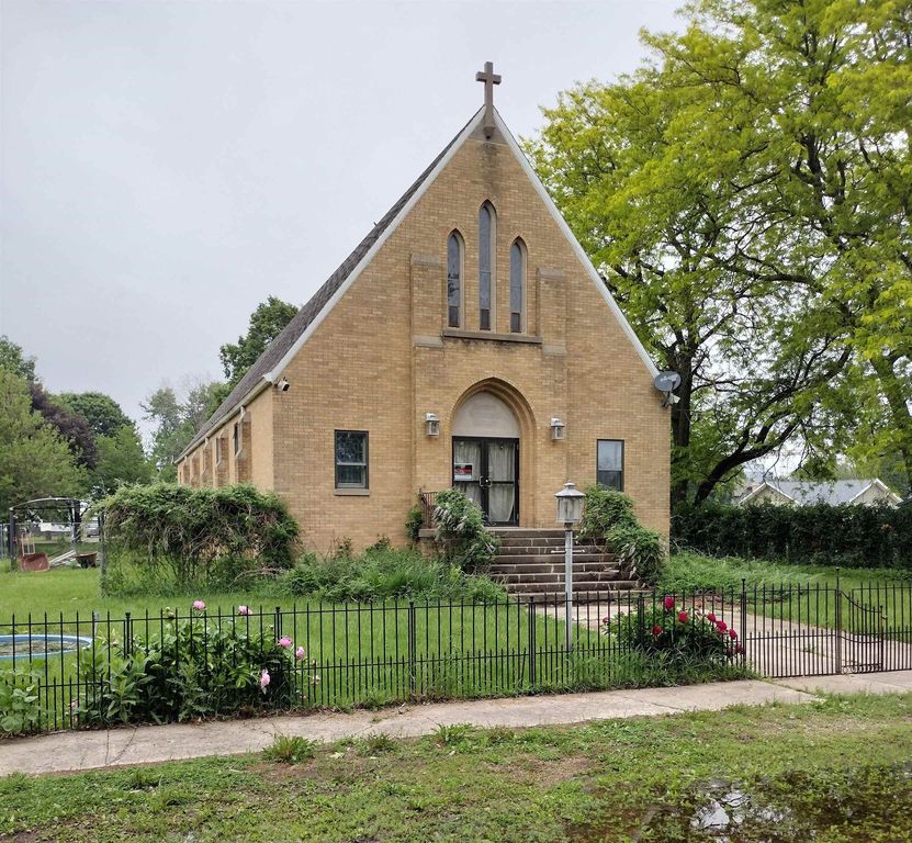 504 Church St, Royal, IA 51357 - See Est. Value, Schools & More
