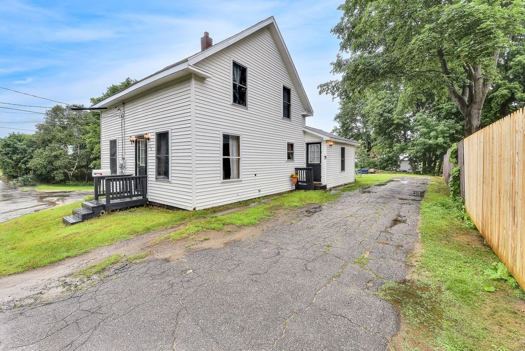 20 River Street, South Paris, ME 04281 - See Est. Value, Schools & More