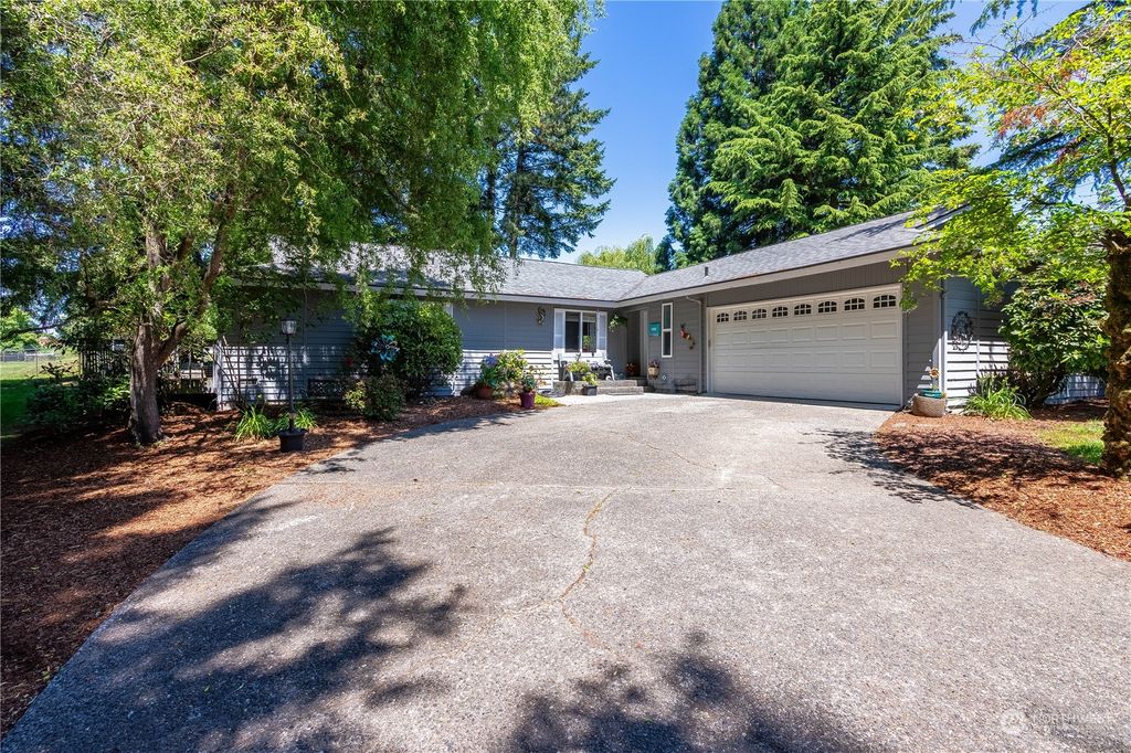24253 143rd Avenue SE, Kent, WA 98042 - See Est. Value, Schools & More