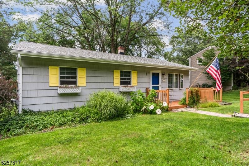 9 Hillside Ter, Andover, NJ 07821 - See Est. Value, Schools & More