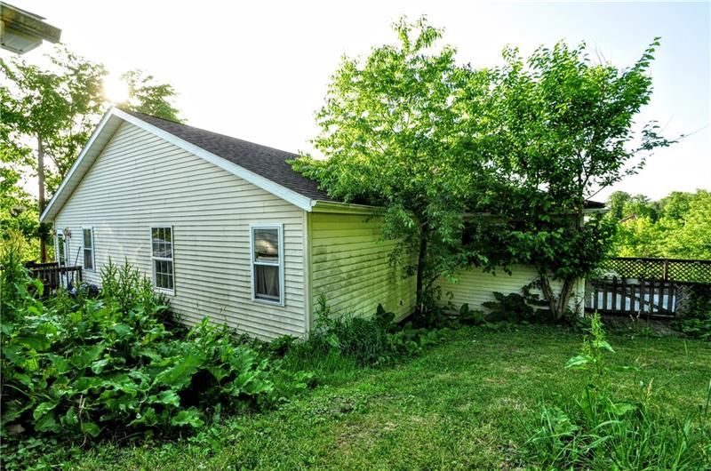 13 Easton St, Slovan, PA 15078 | Trulia