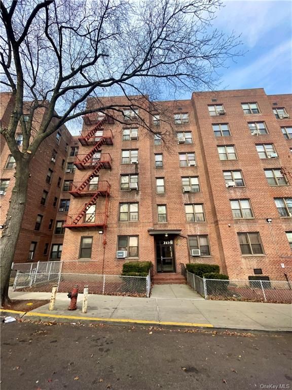 745 E 231 St Street UNIT 4 A, Bronx, NY 10466 | MLS# H6282179 | Trulia