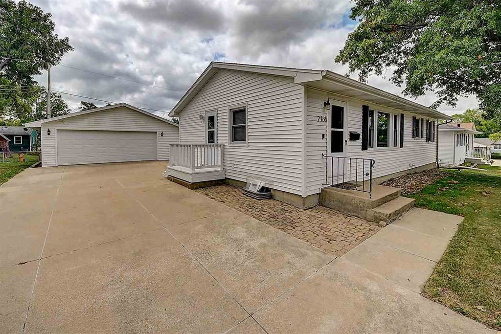 2765 McGowan Blvd, Marion, IA 52302 | Trulia