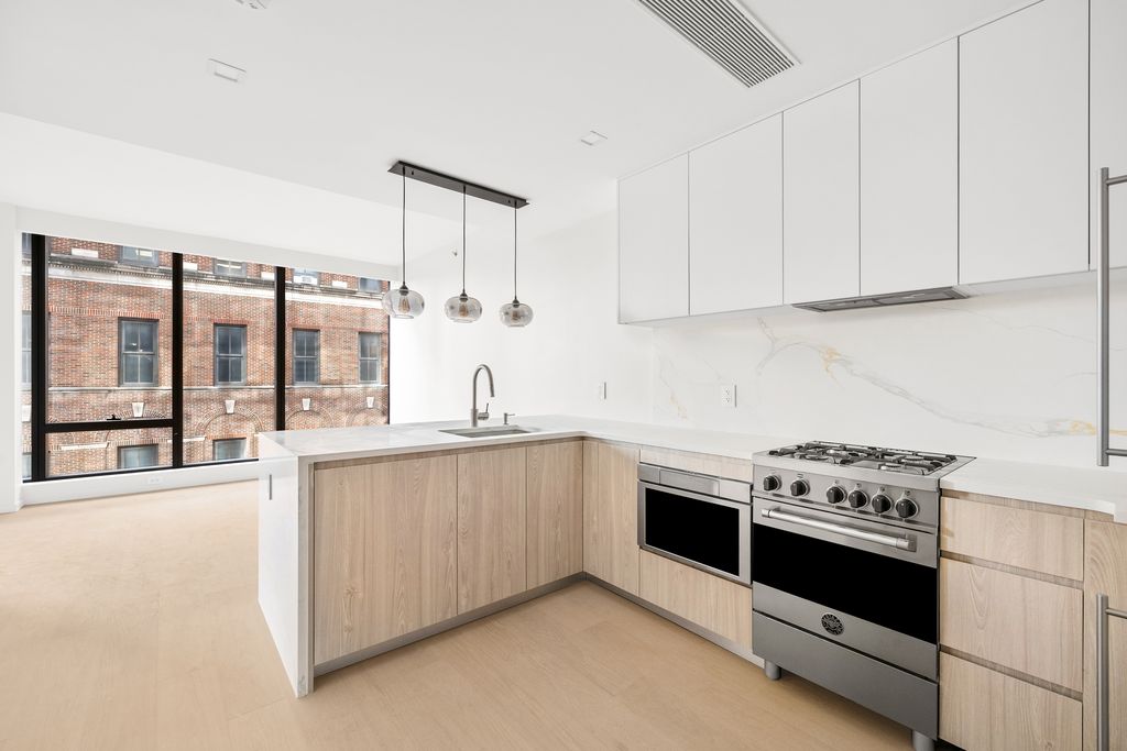 11-36 45th Rd #410B, Long Island City, NY 11101 | Trulia