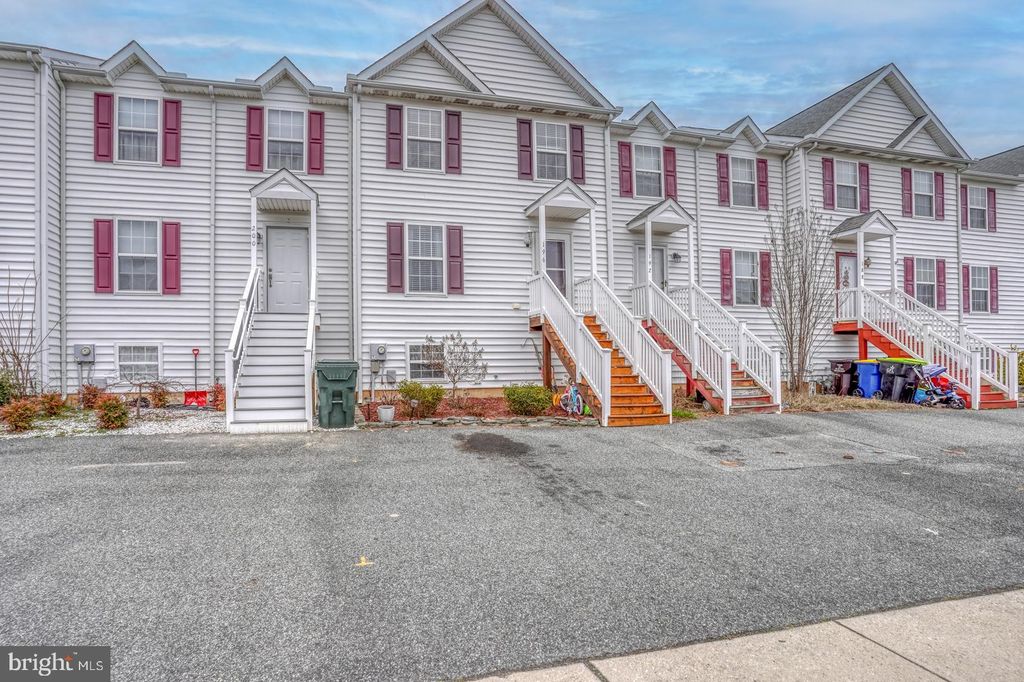 196 Preston Ln, Clayton, DE 19938 | Trulia