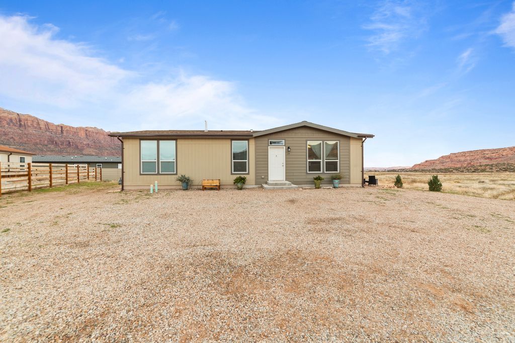 19 N Entrada Cir, Moab, UT 84532 | MLS# 2125641 | Trulia