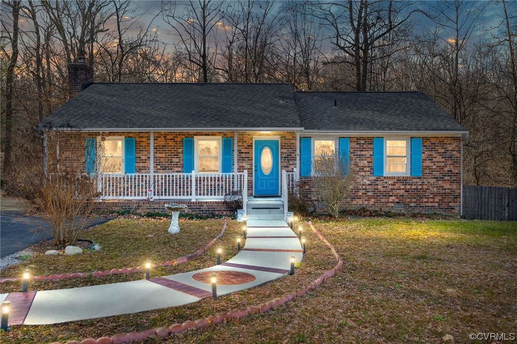 2422 Liverman Dr, North Prince George, VA 23860 - See Est. Value ...