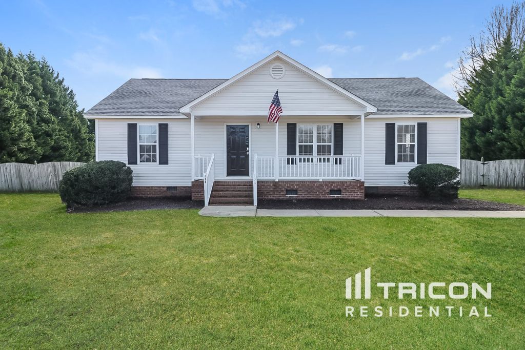 109 Impressive Ln, Clayton, NC 27520 - See Est. Value, Schools & More