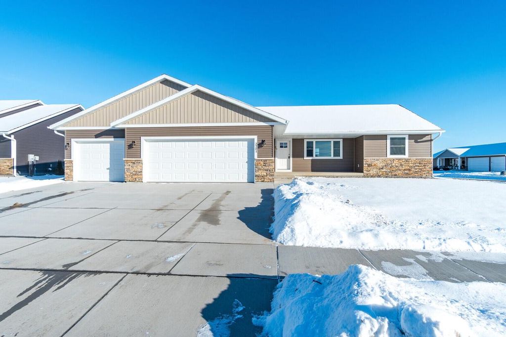 2201 Sierra AVENUE, Holmen, WI 54636 | MLS# 1946626 | Trulia