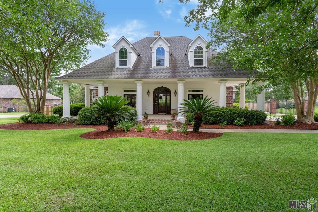 18755 Bienville Ct, Prairieville, LA 70769 - See Est. Value, Schools & More