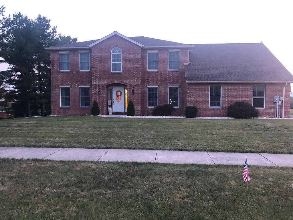 1645 Majestic Dr, Chambersburg, PA 17202 - See Est. Value, Schools & More
