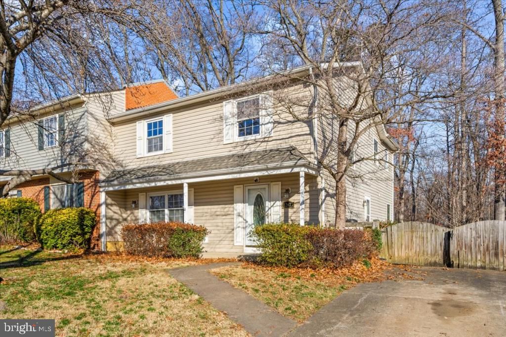 12813 Greenhall Dr, Woodbridge, VA 22192 - See Est. Value, Schools & More
