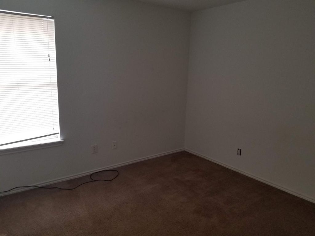 1913 S Loop 289, Lubbock, TX 79423 - See Est. Value, Schools & More