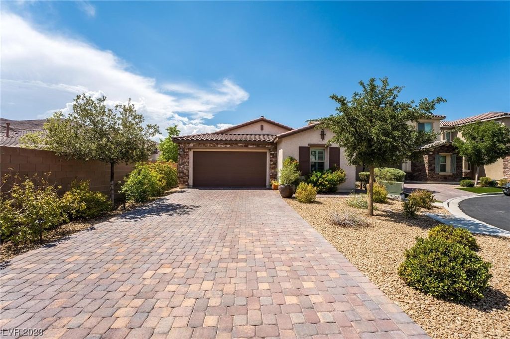 12281 Hidden Green Ct, Las Vegas, NV 89141 - See Est. Value, Schools & More