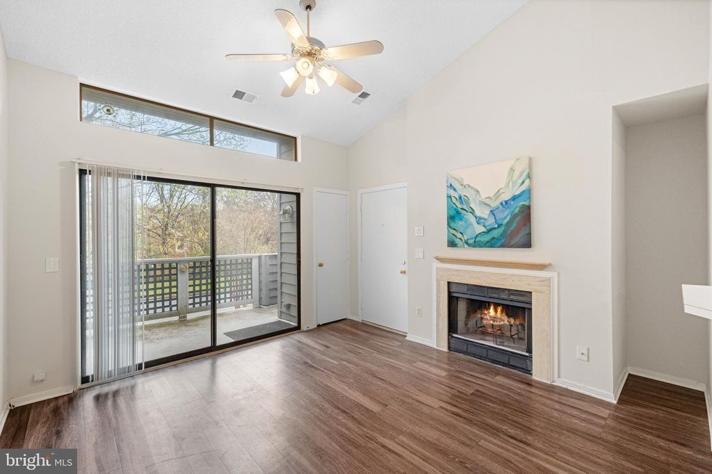 11739 Summerchase Cir #1739-B, Reston, VA 20194 - See Est. Value ...